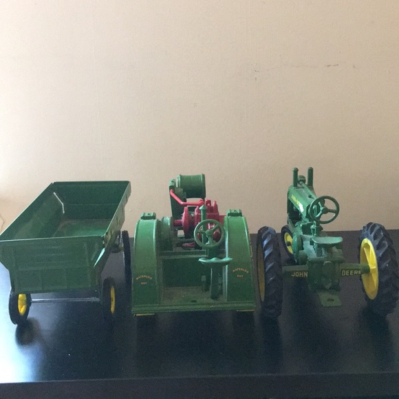 ERTL | Accents | Vintage John Deere Die Cast Metal Tractors | Poshmark